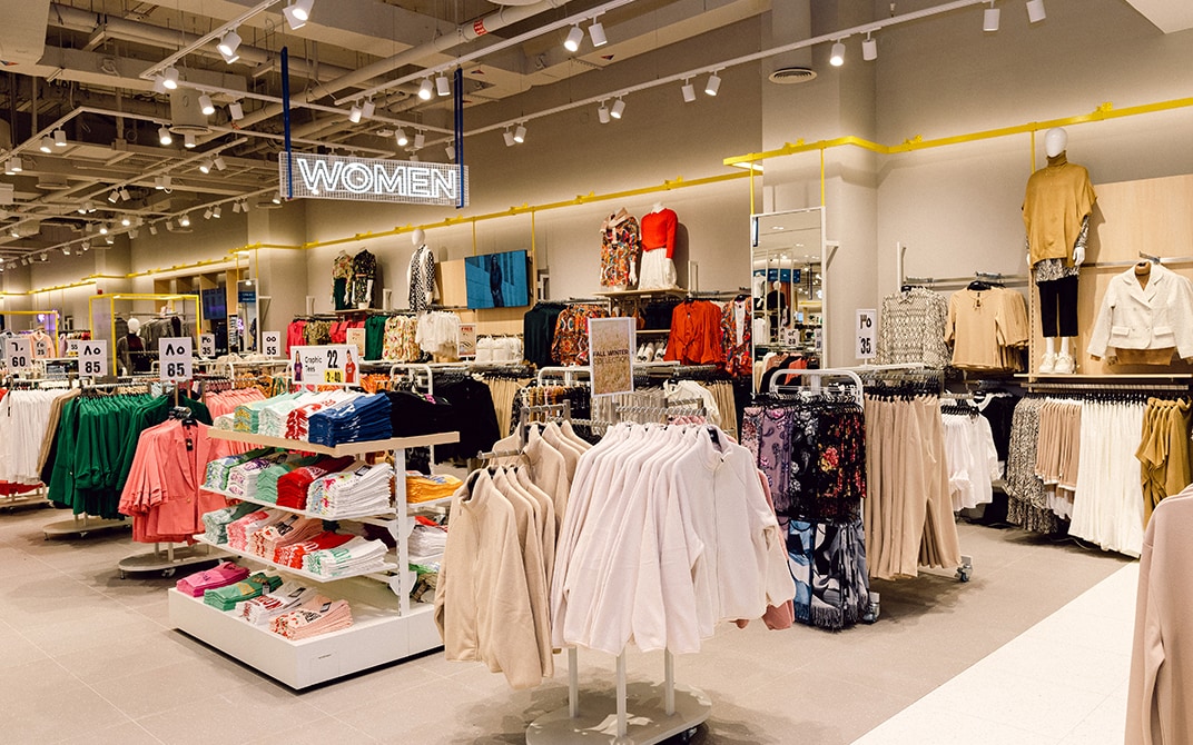 R&B - Fashion Store for Men & Women in Dubai | City Center Mirdif